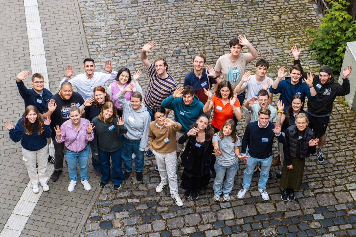 Jugend-Enquete-Kommission e.V. – Wir geben der Jugend eine Stimme in der Politik!