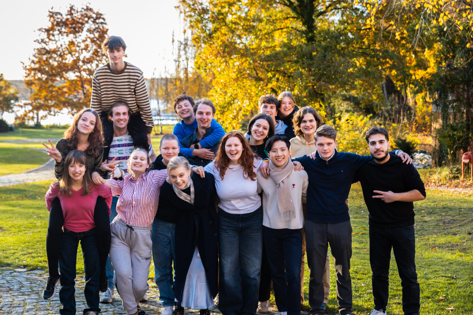 Jugend-Enquete-Kommission e.V. – Wir geben der Jugend eine Stimme in der Politik!